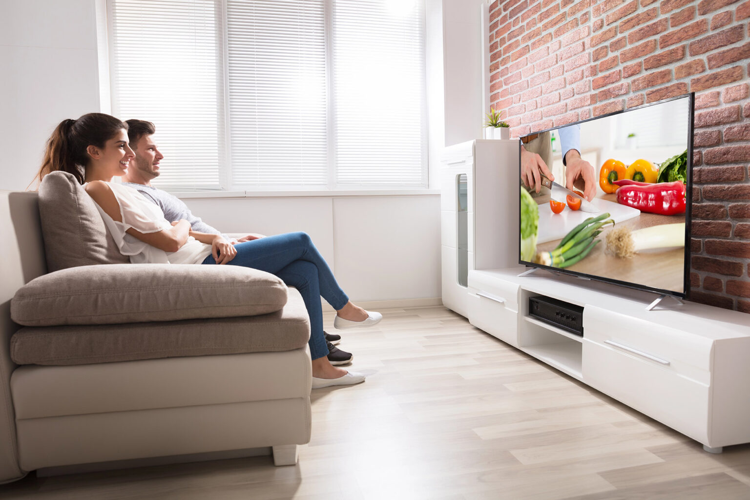 Display-Vergleich: LCD TFT vs. OLED vs. LED Was ist die beste Option ...